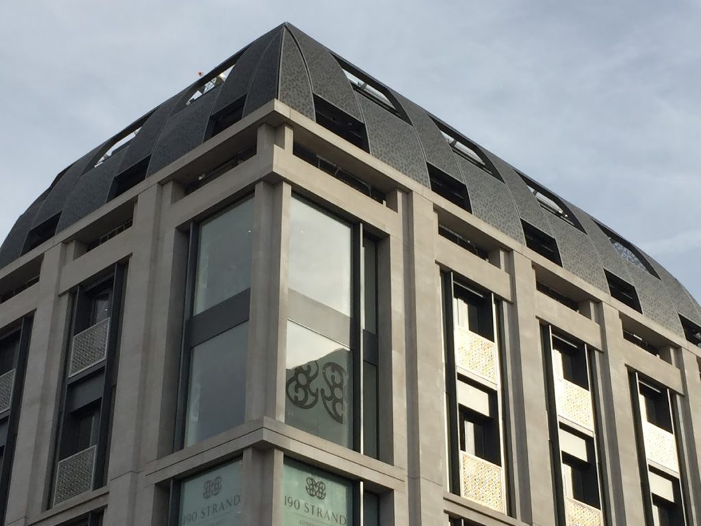 190 Strand Residence – Metal Koza